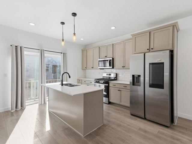 6647 W Skip Rock Rd, South Jordan, UT 84009