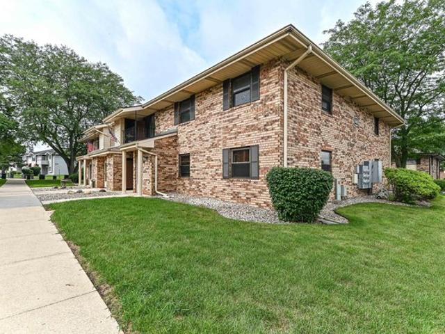 6640 Mariner Dr Unit 202, Mount Pleasant, WI 53406
