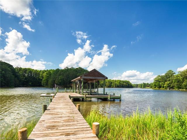 6640 Fields Landing RD
