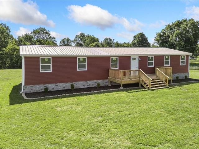 6640 Lynx Ln, Harrison, AR 72601