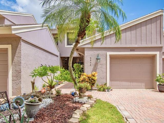 6640 Thornhill Ct, Boca Raton, FL 33433