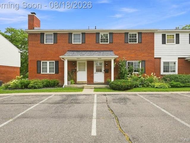 6643 Andersonville Rd, Independence, MI 48346