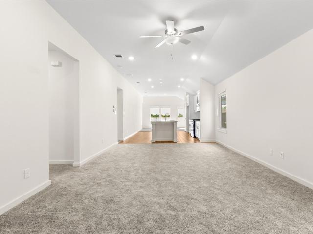 6643 Escondido Dr