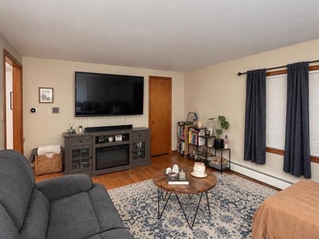 664 10th Street