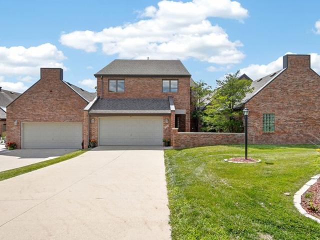 664 58th St Unit 3, West Des Moines, IA 50266
