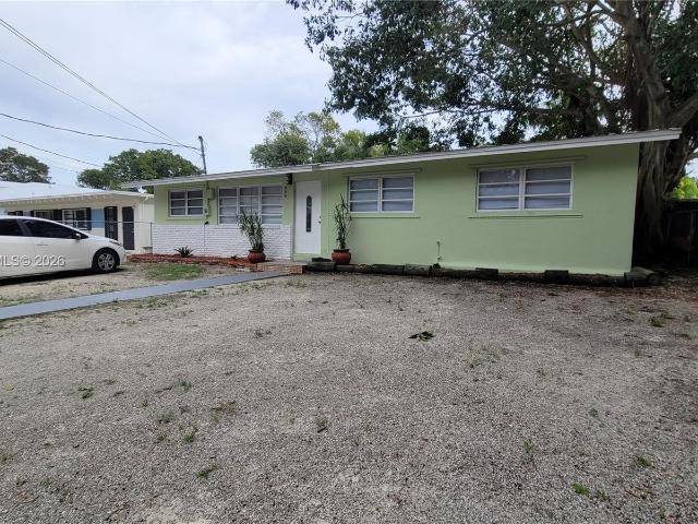 664 Colson Dr, Key Largo, FL 33037 | MLS #A11980 | Compass