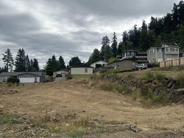 664 Boulder Loop, Creswell, OR 97426