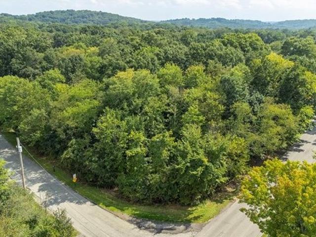 664 Bradford Park, Baden, PA 15005