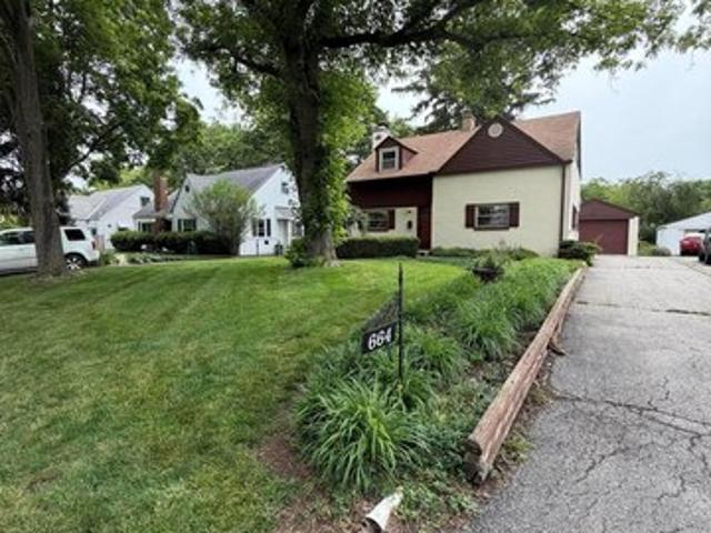 664 Brookside Dr, Columbus, OH 43209