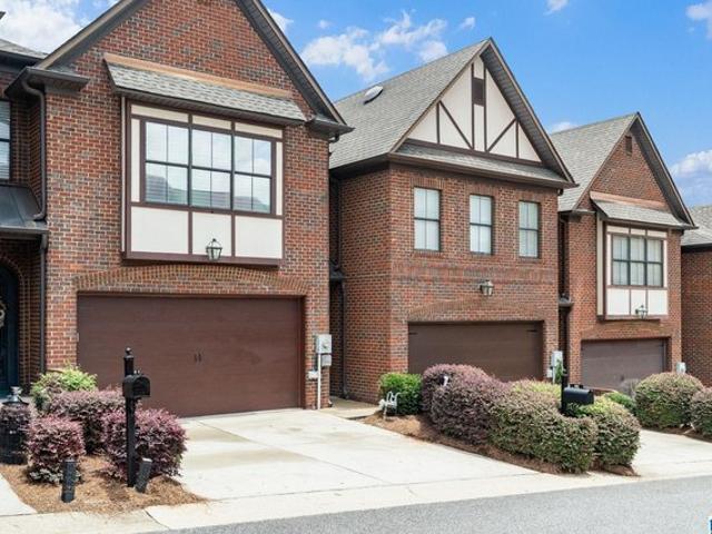 664 Flag Cir, Hoover, AL 35226
