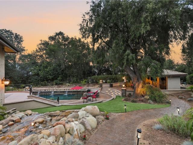 664 Manor Ridge Road