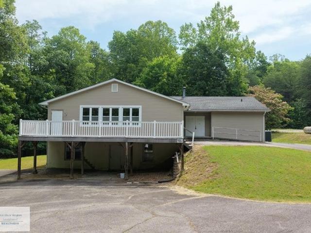 664 S Hunter St, Danville, VA 24541