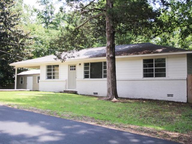 664 Stegall Rd, Fulton, MS 38843