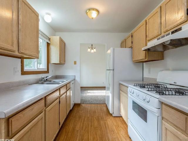 664 Regent Drive