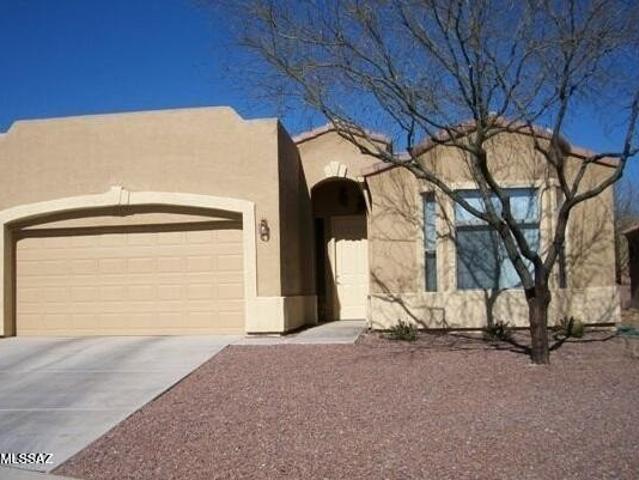 664 W Knotwood St, Green Valley, AZ 85614