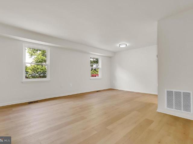 664 W Side Drive # 1