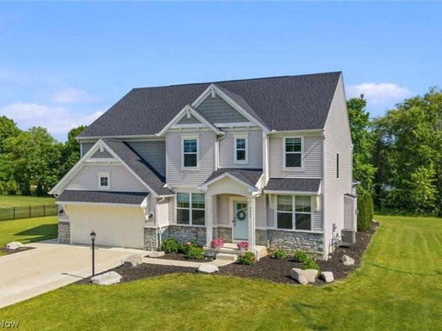 6655 Merlin Dr, Medina, OH 44256