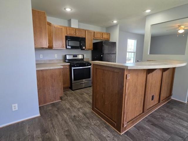 6655 Jackson Rd Unit 572, Ann Arbor, MI 48103