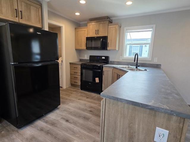 6655 Jackson Rd Unit 296, Ann Arbor, MI 48103