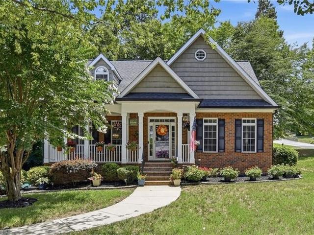 6655 Lake Dale Way, Clemmons, NC 27012