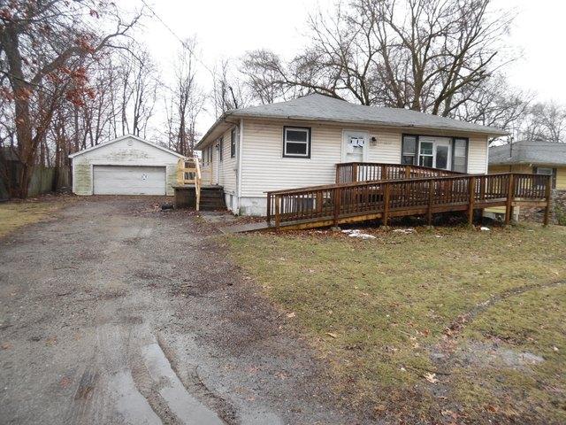 6657 Old Porter Rd, Portage, IN 46368