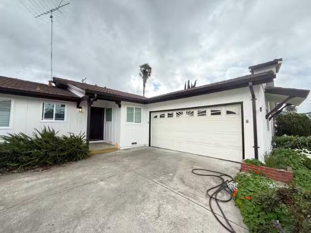 6658 Canterbury Ct, San Jose, CA 95129 See Est. Value, Schoo.