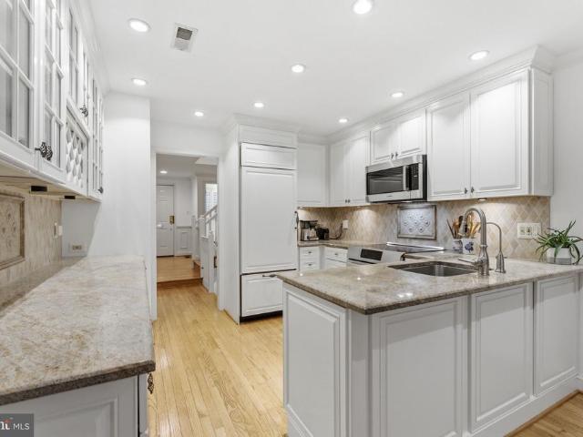 6659 Madison Mclean Drive