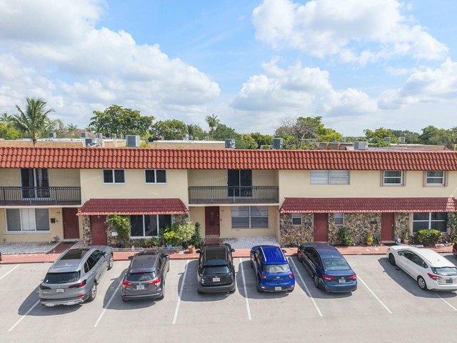 6659 SW 41st Pl Unit 38, Davie, FL 33314