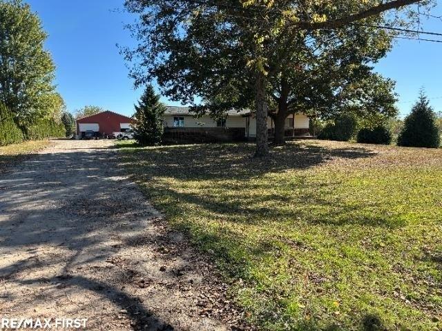 66500 Wolcott Rd, Ray Township, MI 48096
