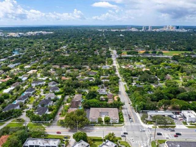 6650 Miller Dr #11, South Miami, FL 33155