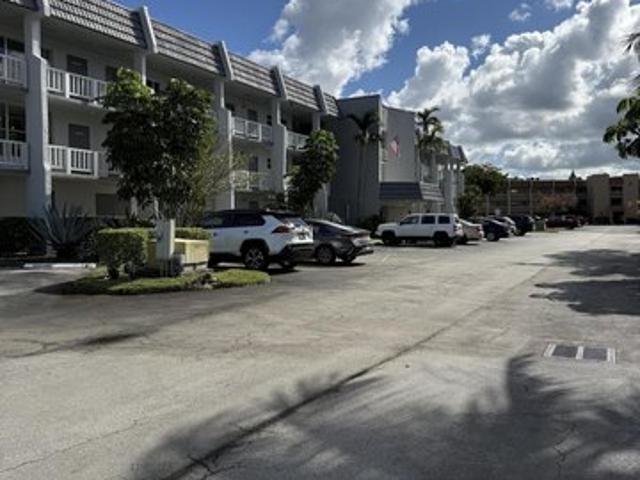6650 Royal Palm Blvd Unit 205C, Margate, FL 33063