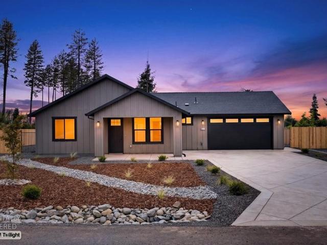 6651 Evergreen Ln, Paradise, CA 95969