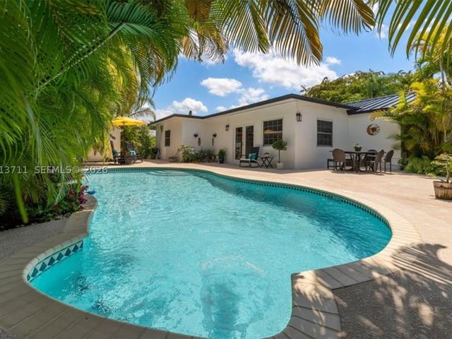 6651 SW 148th Ct, Miami, FL 33193