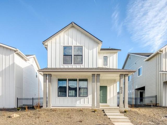 6651 W Fairy Falls Dr, Meridian, ID 83646