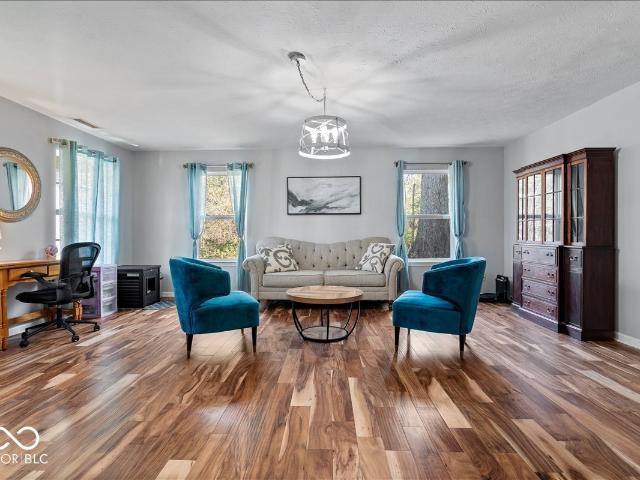 6652 Greenspire Place