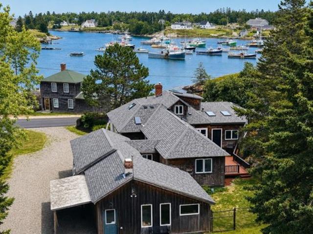 665 Corea Rd, Gouldsboro, ME 04624