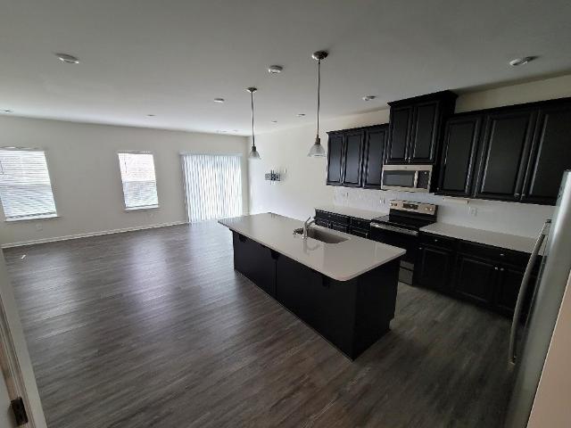 665 Exmoor Dr