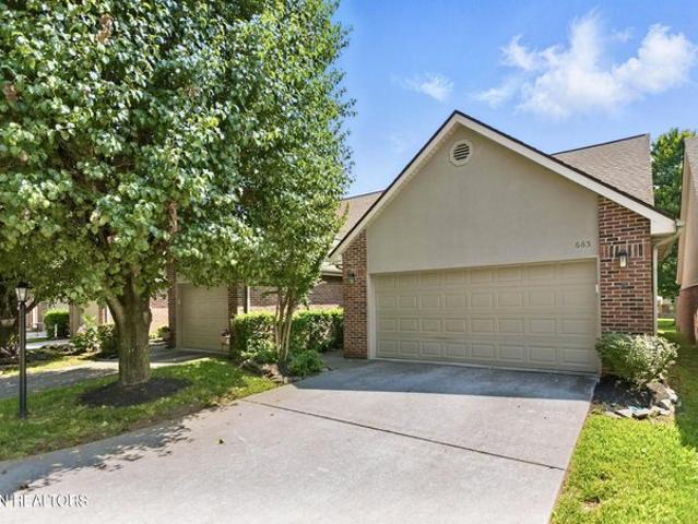 665 Farragut Commons Dr, Knoxville, TN 37934