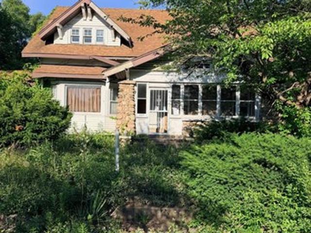 665 Fillmore St, Gary, IN 46402