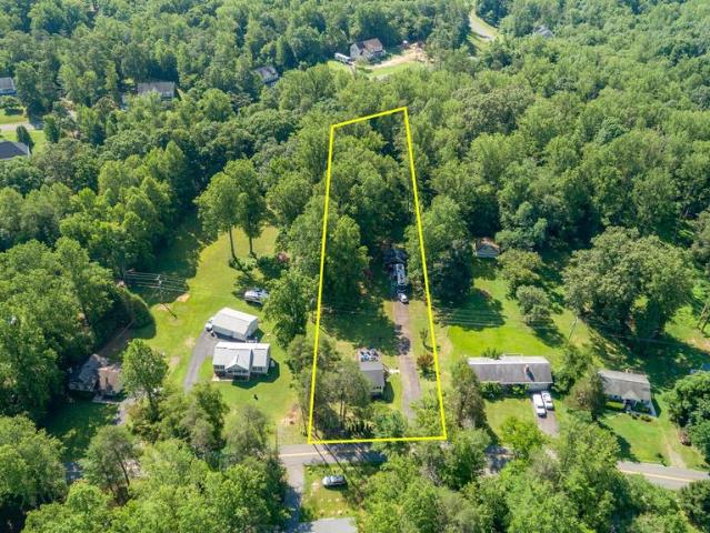 665 Holly Corner Rd