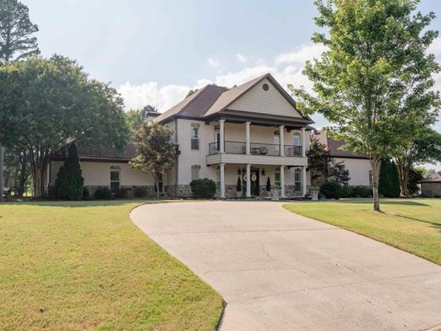 665 Huntington Ln, Conway, AR 72034