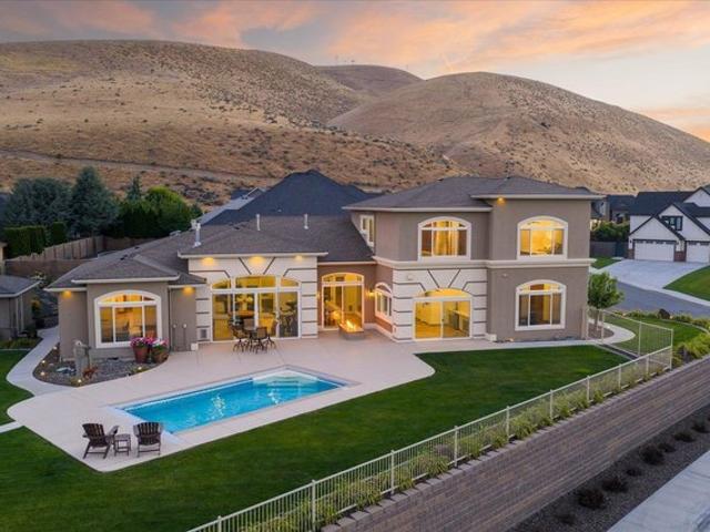 665 Isola Vista Ct, Richland, WA 99352