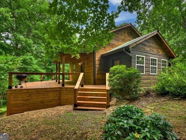 665 Shady Ln, Mineral Bluff, GA 30559