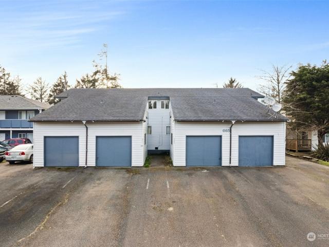 665 Sunset Ave, Ocean Shores, WA 98569 | MLS #2211