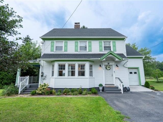 665 Point Phillips Rd, Moore Township, PA 18014