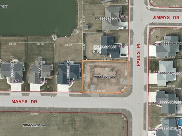 665 Pauls Pl Unit 14, Oshkosh, WI 54904