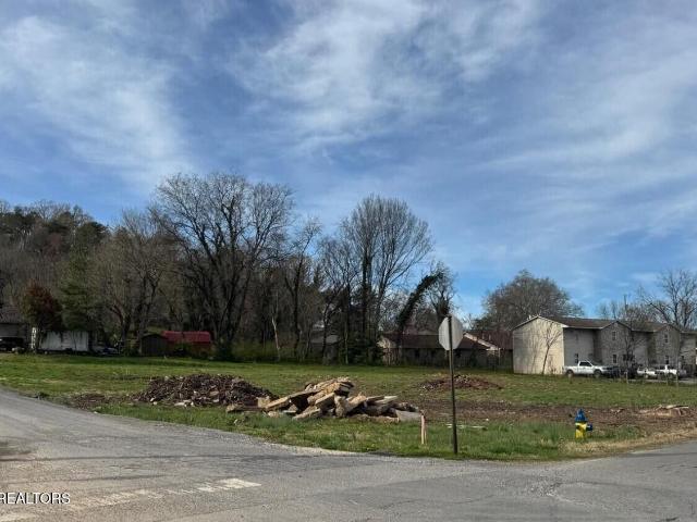 665 Railroad St, Dayton, TN 37321 | MLS #1303
