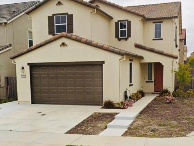 665 Tanoak Ct, Hollister, CA 95023
