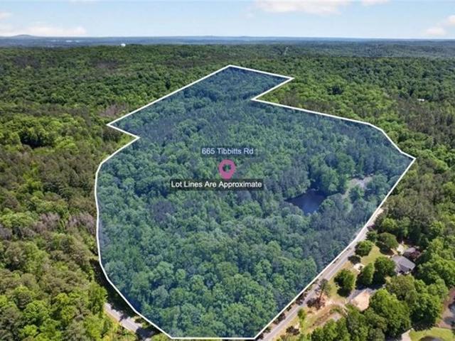 665 Tibbitts Rd, Dallas, GA 30132