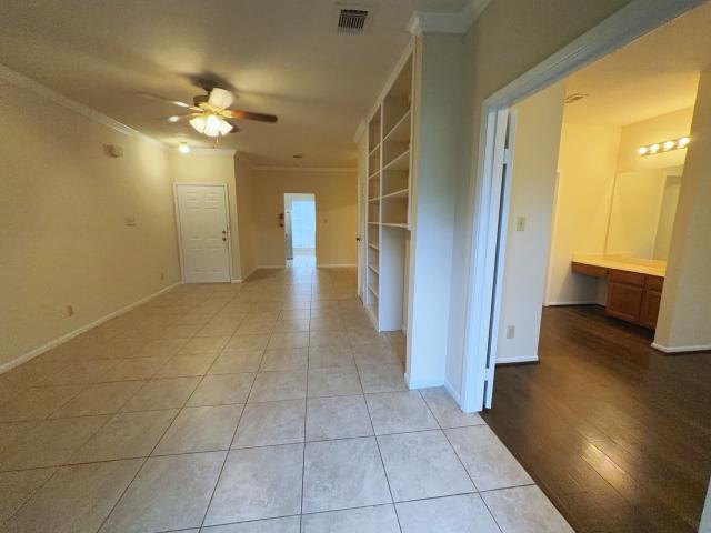 6666 Harbor Town Drive B305